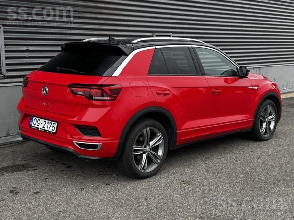 Red Volkswagen T-Roc 2018 in Riga, with an engine capacity of 1.50 L and mileage of 170 thousand km for 16900 €, photo 5 on AUTOMOTO.COM.LV