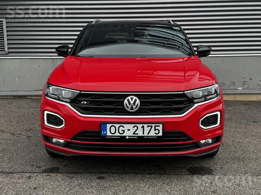 Sarkans Volkswagen T-Roc 2018 Rīga, ar dzinēja tilpumu 1.50 L un nobraukumu 170 tūkst. km par 16900 €, foto 9 vietnē AUTOMOTO.COM.LV