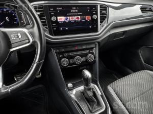 Sarkans Volkswagen T-Roc 2018 Rīga, ar dzinēja tilpumu 1.50 L un nobraukumu 170 tūkst. km par 16900 €, foto 19 vietnē AUTOMOTO.COM.LV