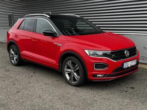Red Volkswagen T-Roc 2018 in Riga, with an engine capacity of 1.50 L and mileage of 170 thousand km for 16900 €, photo 8 on AUTOMOTO.COM.LV