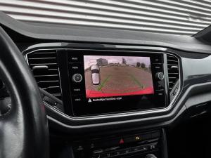 Red Volkswagen T-Roc 2018 in Riga, with an engine capacity of 1.50 L and mileage of 170 thousand km for 16900 €, photo 21 on AUTOMOTO.COM.LV