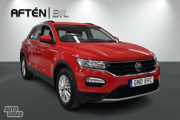 Sarkans Volkswagen T-Roc 2022 Kauņa, ar dzinēja tilpumu 0.00 L un nobraukumu 31 tūkst. km par 24845 €, foto 4 vietnē AUTOMOTO.COM.LV