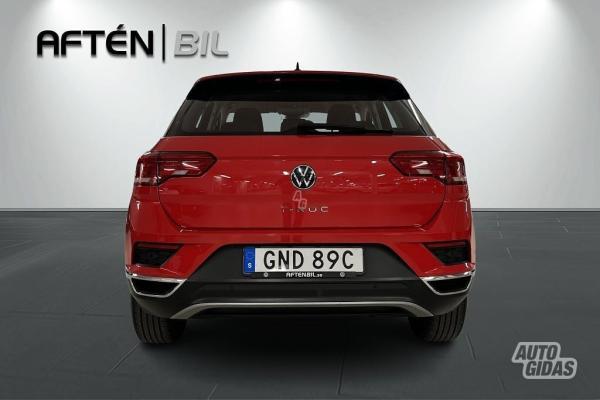 Sarkans Volkswagen T-Roc 2022 Kauņa, ar dzinēja tilpumu 0.00 L un nobraukumu 31 tūkst. km par 24845 €, foto 8 vietnē AUTOMOTO.COM.LV
