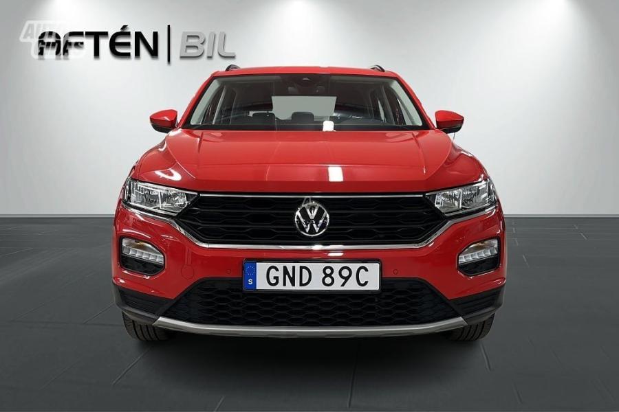 Sarkans Volkswagen T-Roc 2022 Kauņa, ar dzinēja tilpumu 0.00 L un nobraukumu 31 tūkst. km par 24845 €, foto 3 vietnē AUTOMOTO.COM.LV