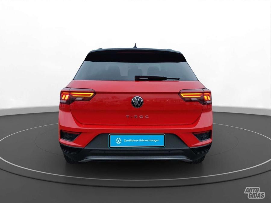 Sarkans Volkswagen T-Roc 2022 Kauņa, ar dzinēja tilpumu 1.50 L un nobraukumu 56 tūkst. km par 24819 €, foto 11 vietnē AUTOMOTO.COM.LV