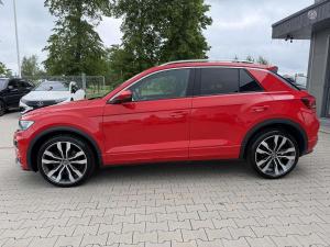 Sarkans Volkswagen T-Roc 2022 Šauļi, ar dzinēja tilpumu 1.50 L un nobraukumu 200 tūkst. km par 17990 €, foto 7 vietnē AUTOMOTO.COM.LV