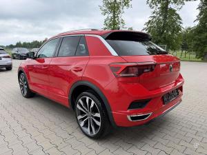 Sarkans Volkswagen T-Roc 2022 Šauļi, ar dzinēja tilpumu 1.50 L un nobraukumu 200 tūkst. km par 17990 €, foto 8 vietnē AUTOMOTO.COM.LV