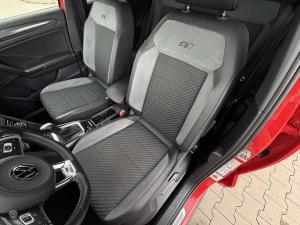 Sarkans Volkswagen T-Roc 2022 Šauļi, ar dzinēja tilpumu 1.50 L un nobraukumu 200 tūkst. km par 17990 €, foto 13 vietnē AUTOMOTO.COM.LV