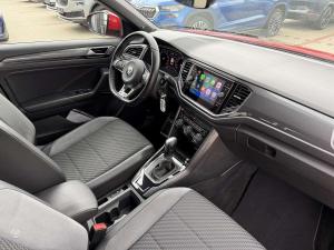 Sarkans Volkswagen T-Roc 2022 Šauļi, ar dzinēja tilpumu 1.50 L un nobraukumu 200 tūkst. km par 17990 €, foto 16 vietnē AUTOMOTO.COM.LV