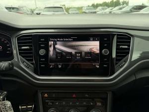 Sarkans Volkswagen T-Roc 2022 Šauļi, ar dzinēja tilpumu 1.50 L un nobraukumu 200 tūkst. km par 17990 €, foto 25 vietnē AUTOMOTO.COM.LV