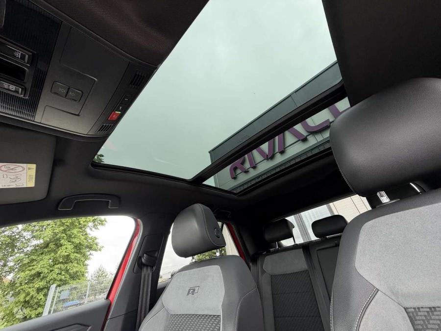 Sarkans Volkswagen T-Roc 2022 Šauļi, ar dzinēja tilpumu 1.50 L un nobraukumu 200 tūkst. km par 17990 €, foto 29 vietnē AUTOMOTO.COM.LV