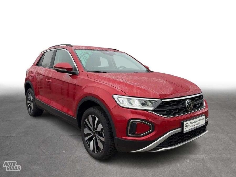 Red Volkswagen T-Roc 2024 in Kaunas, with an engine capacity of 1.00 L and mileage of 12 thousand km for 25765 €, photo 6 on AUTOMOTO.COM.LV