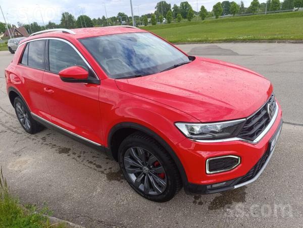Volkswagen T-Roc 2018 Ogre vietnē Sarkans Volkswagen T-Roc 2018 Ogre, ar dzinēja tilpumu 1.50 L un nobraukumu 134 tūkst. km par 16000 €, foto 3 vietnē AUTOMOTO.COM.LV