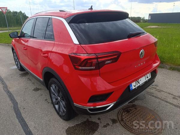 Volkswagen T-Roc 2018 Ogre vietnē Sarkans Volkswagen T-Roc 2018 Ogre, ar dzinēja tilpumu 1.50 L un nobraukumu 134 tūkst. km par 16000 €, foto 5 vietnē AUTOMOTO.COM.LV