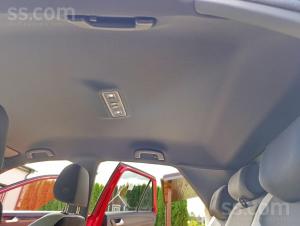 Red Volkswagen T-Roc 2018 in Ogre, with an engine capacity of 1.50 L and mileage of 134 thousand km for 14500 €, photo 15 on AUTOMOTO.COM.LV