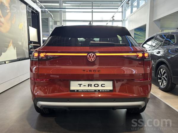 Sarkans Volkswagen T-Roc 2026 Valmiera, ar dzinēja tilpumu 1.50 L un nobraukumu 10 tūkst. km par 34680 €, foto 6 vietnē AUTOMOTO.COM.LV