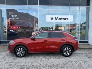 Sarkans Volkswagen T-Roc 2026 Viljandi, ar dzinēja tilpumu 1.50 L un nobraukumu 10 tūkst. km par 32500 €, foto 3 vietnē AUTOMOTO.COM.LV