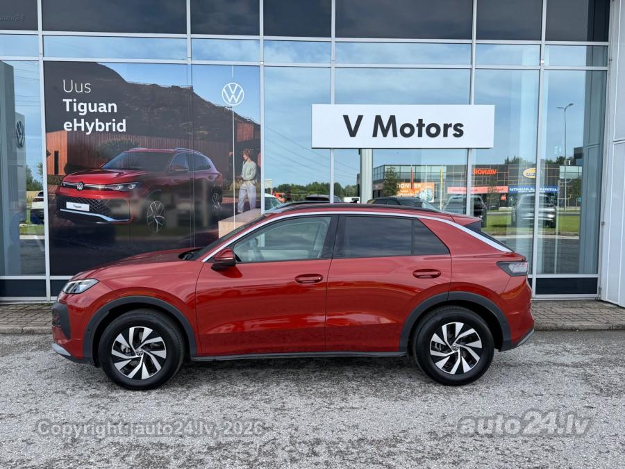 Sarkans Volkswagen T-Roc 2026 Viljandi, ar dzinēja tilpumu 1.50 L un nobraukumu 10 tūkst. km par 32500 €, foto 3 vietnē AUTOMOTO.COM.LV