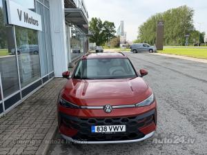 Sarkans Volkswagen T-Roc 2026 Viljandi, ar dzinēja tilpumu 1.50 L un nobraukumu 10 tūkst. km par 32500 €, foto 8 vietnē AUTOMOTO.COM.LV