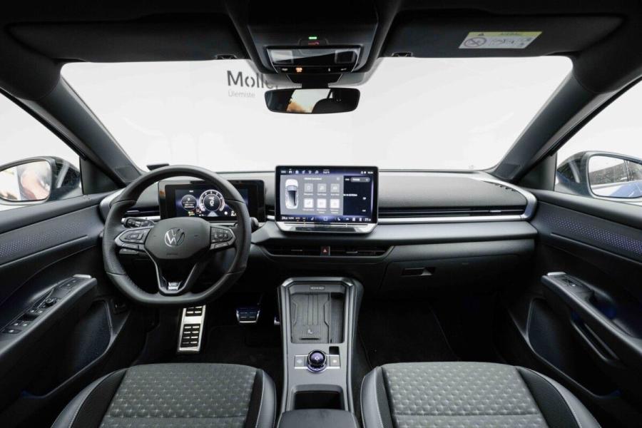 Volkswagen T-Roc 2026 Peetri, ar dzinēja tilpumu 1.50 L un nobraukumu 3 tūkst. km par 36900 €, foto 11 vietnē AUTOMOTO.COM.LV