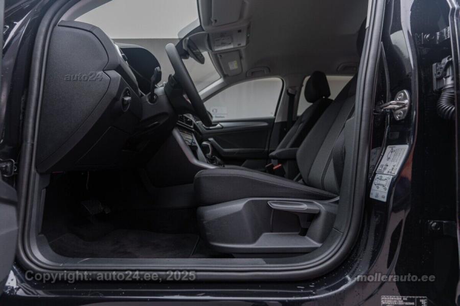 Volkswagen T-Roc 2025 Tallina, ar dzinēja tilpumu 1.50 L un nobraukumu 614 tūkst. km par 29150 €, foto 13 vietnē AUTOMOTO.COM.LV