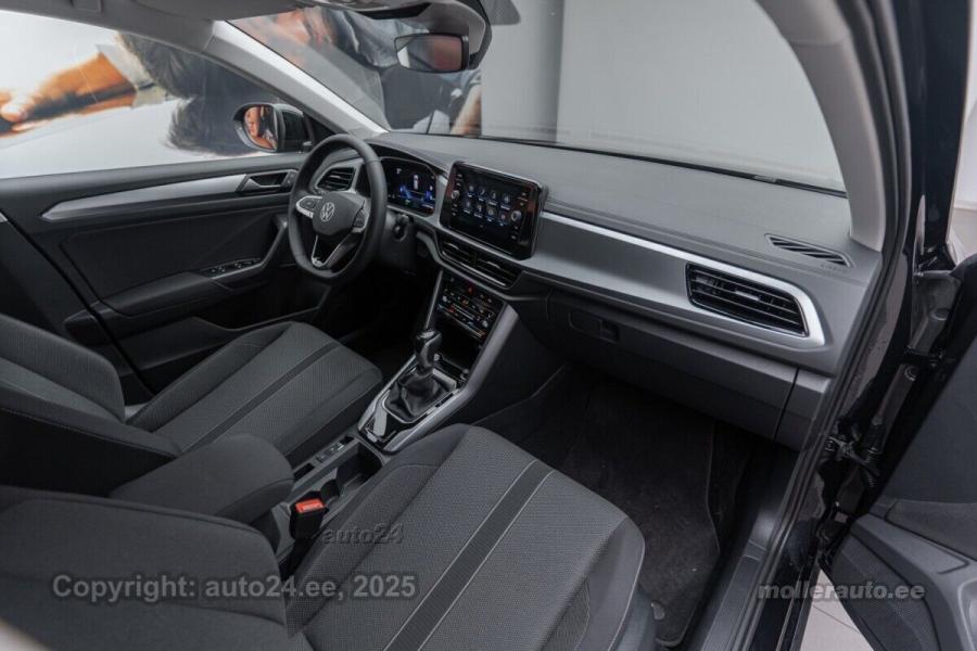 Volkswagen T-Roc 2025 Tallina, ar dzinēja tilpumu 1.50 L un nobraukumu 614 tūkst. km par 29150 €, foto 15 vietnē AUTOMOTO.COM.LV