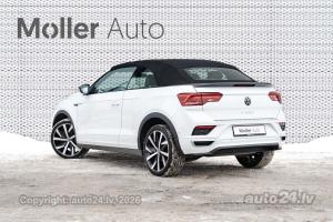 White Volkswagen T-Roc 2021 in Riga, with an engine capacity of 1.50 L and mileage of 57 thousand km for 23468 €, photo 4 on AUTOMOTO.COM.LV
