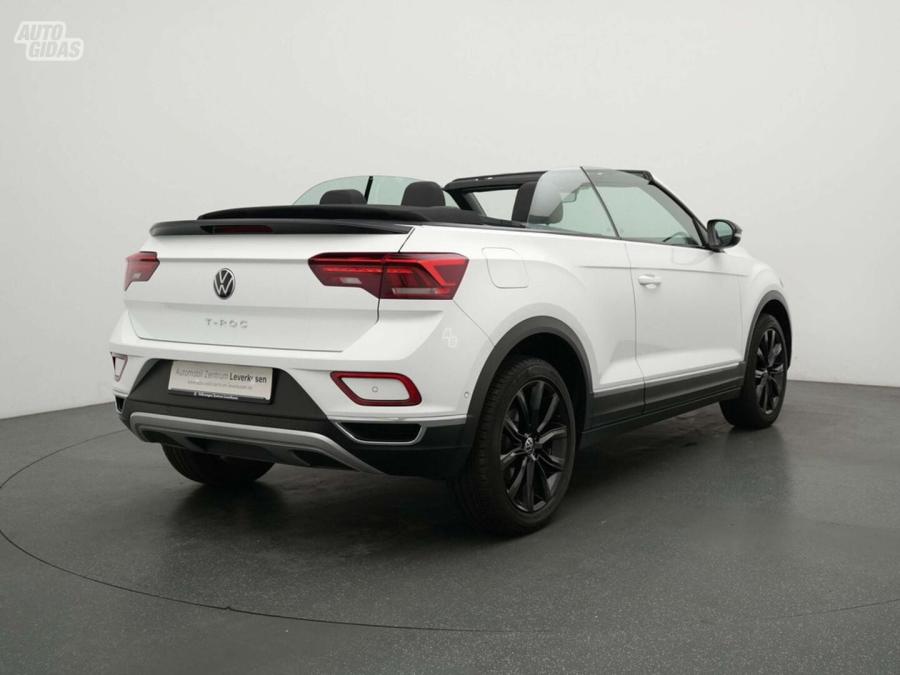 White Volkswagen T-Roc 2022 in Kaunas, with an engine capacity of 1.00 L and mileage of 34 thousand km for 27023 €, photo 4 on AUTOMOTO.COM.LV
