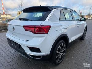 Balts Volkswagen T-Roc 2017 Viļņa, ar dzinēja tilpumu 2.00 L un nobraukumu 169 tūkst. km par 16850 €, foto 4 vietnē AUTOMOTO.COM.LV