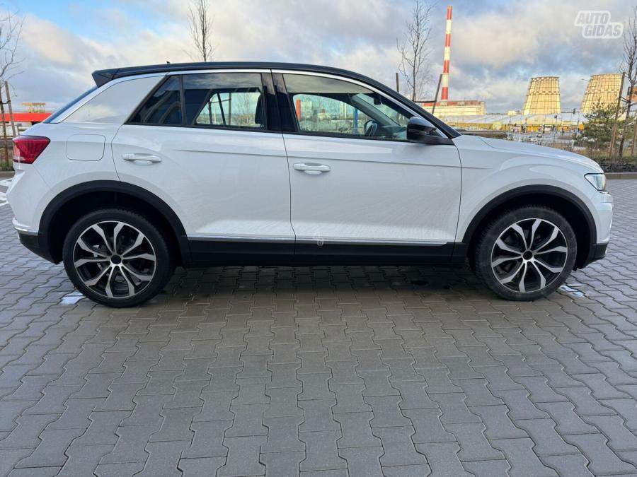 Balts Volkswagen T-Roc 2017 Viļņa, ar dzinēja tilpumu 2.00 L un nobraukumu 169 tūkst. km par 16850 €, foto 5 vietnē AUTOMOTO.COM.LV