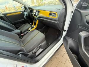 Balts Volkswagen T-Roc 2017 Viļņa, ar dzinēja tilpumu 2.00 L un nobraukumu 169 tūkst. km par 16850 €, foto 18 vietnē AUTOMOTO.COM.LV