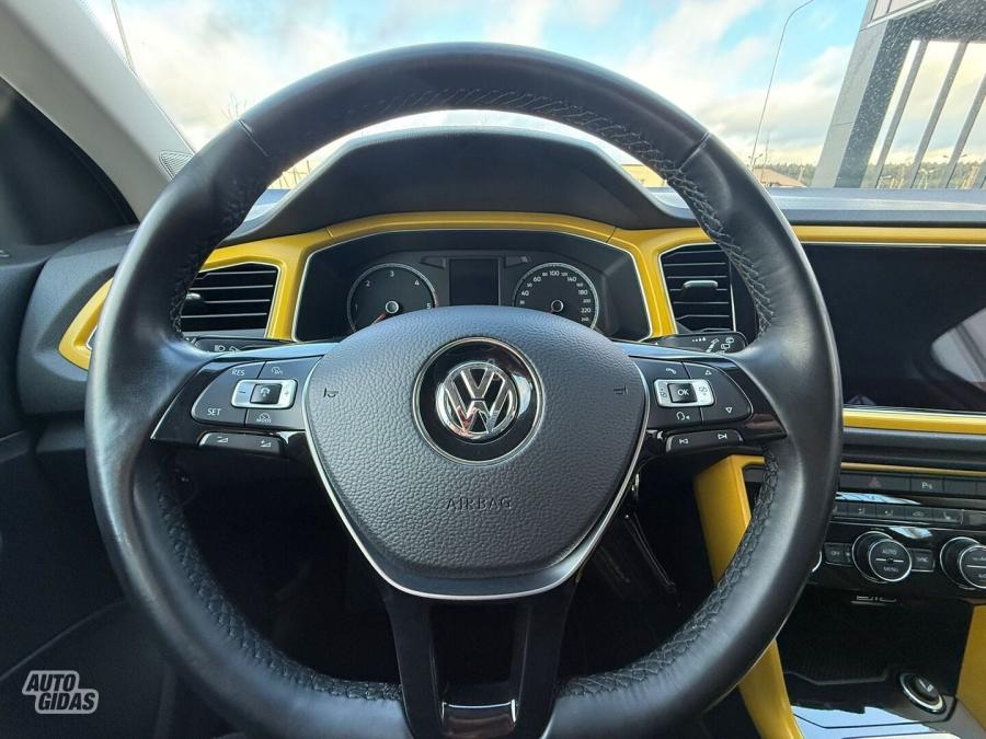 Balts Volkswagen T-Roc 2017 Viļņa, ar dzinēja tilpumu 2.00 L un nobraukumu 169 tūkst. km par 16850 €, foto 21 vietnē AUTOMOTO.COM.LV