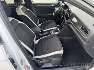 Balts Volkswagen T-Roc 2018 Ogre, ar dzinēja tilpumu 2.00 L un nobraukumu 20 tūkst. km par 28700 €, foto 16 vietnē AUTOMOTO.COM.LV