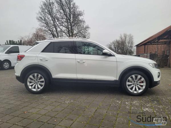 White Volkswagen T-Roc 2018 in Kaunas, with an engine capacity of 1.50 L and mileage of 76 thousand km for 21883 €, photo 4 on AUTOMOTO.COM.LV