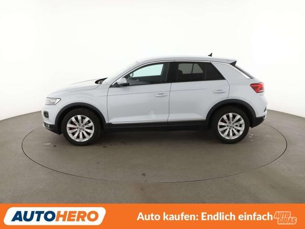 White Volkswagen T-Roc 2018 in Kaunas, with an engine capacity of 1.50 L and mileage of 36 thousand km for 25830 €, photo 3 on AUTOMOTO.COM.LV