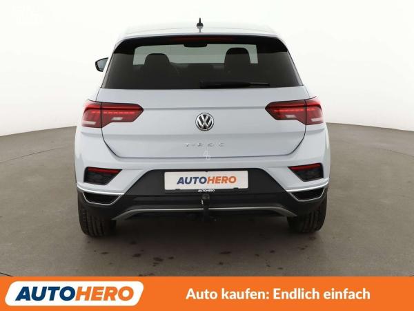 White Volkswagen T-Roc 2018 in Kaunas, with an engine capacity of 1.50 L and mileage of 36 thousand km for 25830 €, photo 5 on AUTOMOTO.COM.LV