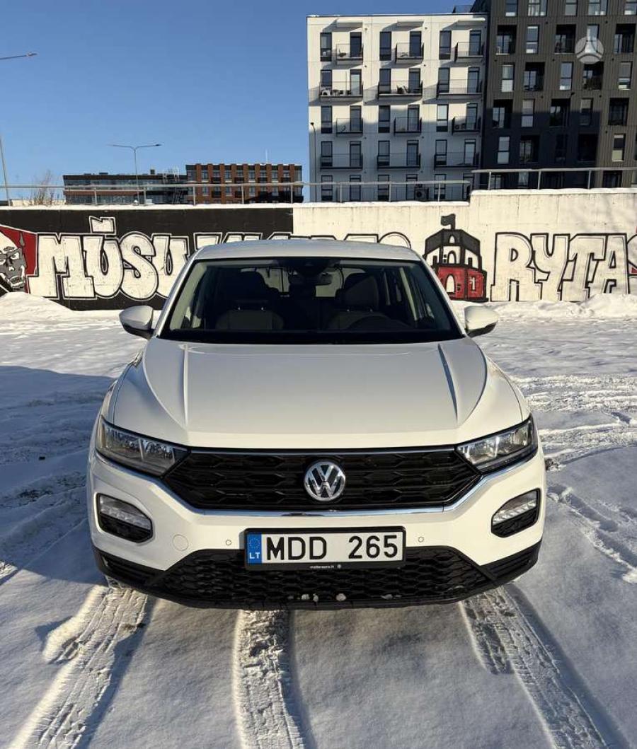 Balts Volkswagen T-Roc 2018 Viļņa, ar dzinēja tilpumu 1.00 L un nobraukumu 113 tūkst. km par 12000 €, foto 6 vietnē AUTOMOTO.COM.LV
