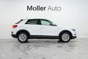 White Volkswagen T-Roc 2018 in Vilnius, with an engine capacity of 1.00 L and mileage of 113 thousand km for 13000 €, photo 4 on AUTOMOTO.COM.LV