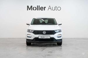 White Volkswagen T-Roc 2018 in Vilnius, with an engine capacity of 1.00 L and mileage of 113 thousand km for 13000 €, photo 5 on AUTOMOTO.COM.LV