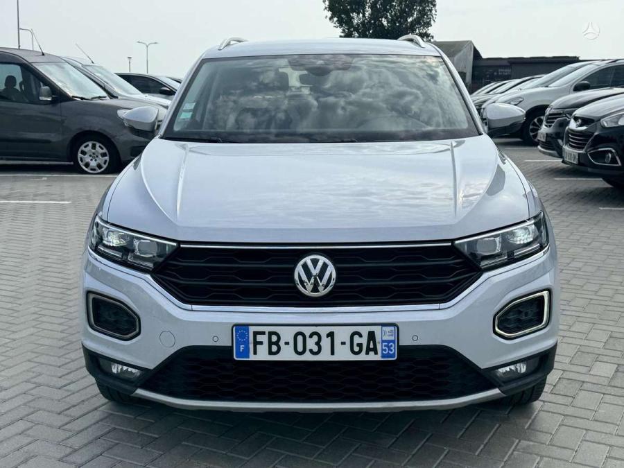Balts Volkswagen T-Roc 2018 Tauragė, ar dzinēja tilpumu 1.60 L un nobraukumu 148 tūkst. km par 12999 €, foto 3 vietnē AUTOMOTO.COM.LV