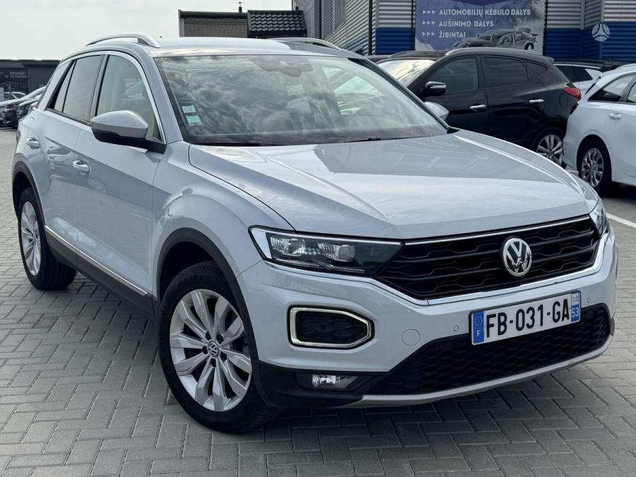 Balts Volkswagen T-Roc 2018 Tauragė, ar dzinēja tilpumu 1.60 L un nobraukumu 148 tūkst. km par 12999 €, foto 4 vietnē AUTOMOTO.COM.LV