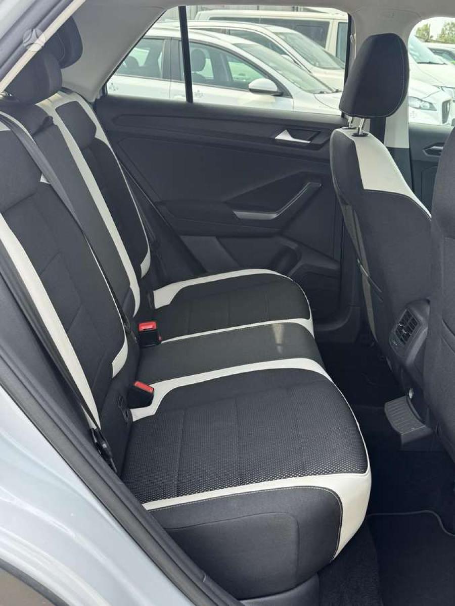 Balts Volkswagen T-Roc 2018 Tauragė, ar dzinēja tilpumu 1.60 L un nobraukumu 148 tūkst. km par 12999 €, foto 13 vietnē AUTOMOTO.COM.LV