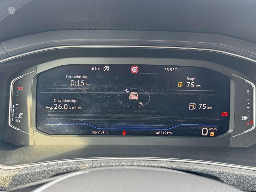 Balts Volkswagen T-Roc 2018 Tauragė, ar dzinēja tilpumu 1.60 L un nobraukumu 148 tūkst. km par 12999 €, foto 14 vietnē AUTOMOTO.COM.LV