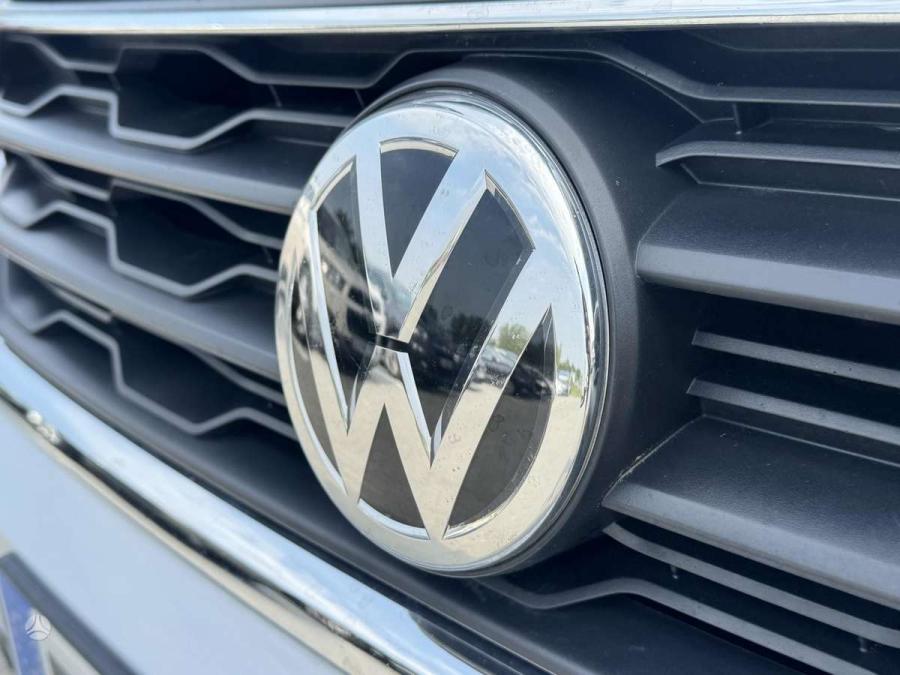 Balts Volkswagen T-Roc 2018 Tauragė, ar dzinēja tilpumu 1.60 L un nobraukumu 148 tūkst. km par 12999 €, foto 20 vietnē AUTOMOTO.COM.LV