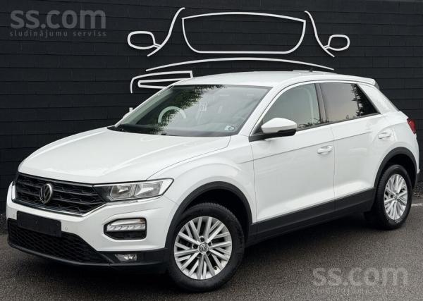 Balts Volkswagen T-Roc 2018 Rīga, ar dzinēja tilpumu 1.60 L un nobraukumu 179 tūkst. km par 14900 €, foto 1 vietnē AUTOMOTO.COM.LV