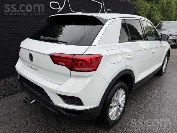 Balts Volkswagen T-Roc 2018 Rīga, ar dzinēja tilpumu 1.60 L un nobraukumu 179 tūkst. km par 14900 €, foto 5 vietnē AUTOMOTO.COM.LV