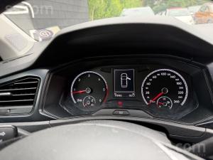 White Volkswagen T-Roc 2018 in Riga, with an engine capacity of 1.60 L and mileage of 179 thousand km for 14900 €, photo 12 on AUTOMOTO.COM.LV