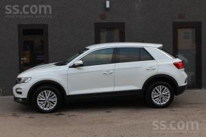 White Volkswagen T-Roc 2018 in Riga, with an engine capacity of 1.60 L and mileage of 179 thousand km for 13500 €, photo 4 on AUTOMOTO.COM.LV