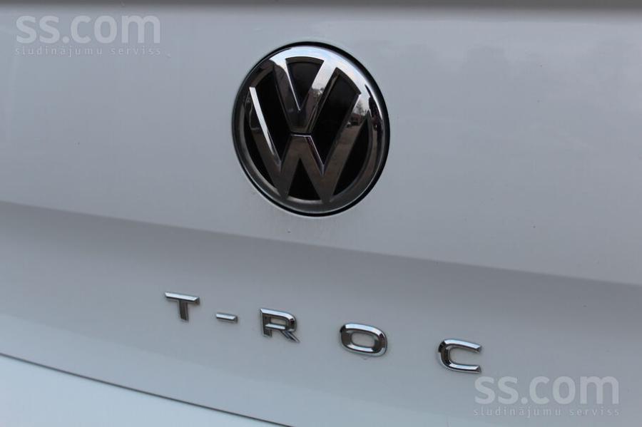 White Volkswagen T-Roc 2018 in Riga, with an engine capacity of 1.60 L and mileage of 179 thousand km for 13500 €, photo 30 on AUTOMOTO.COM.LV