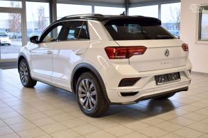 White Volkswagen T-Roc 2019 in Kaunas, with an engine capacity of 2.00 L and mileage of 83 thousand km for 25489 €, photo 6 on AUTOMOTO.COM.LV